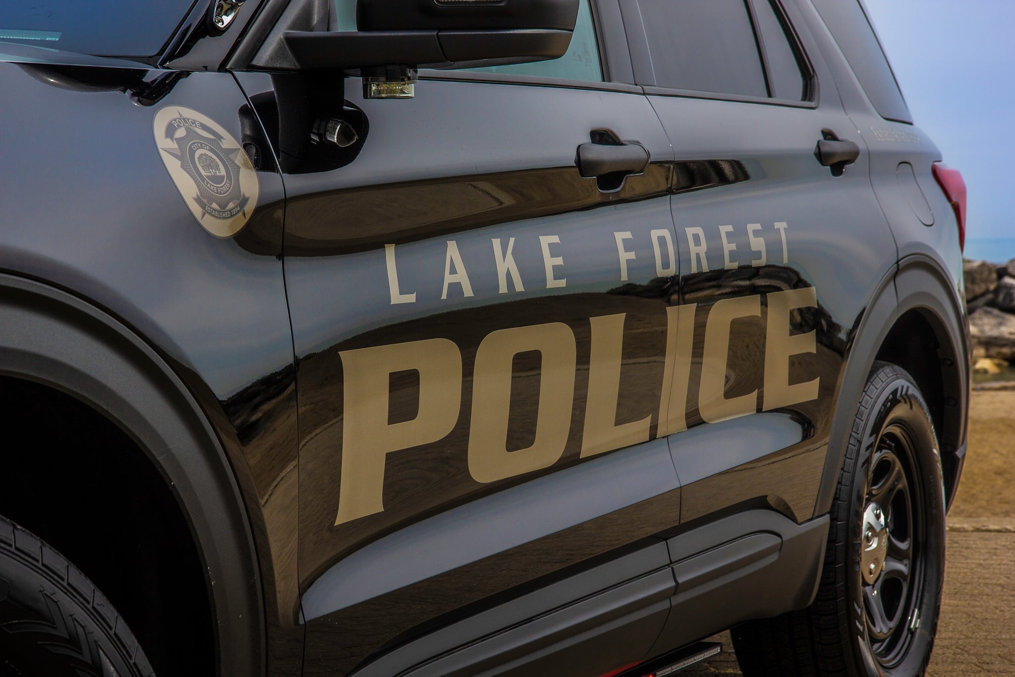 Suspect in custody after burglarizing house, running away on foot from ...