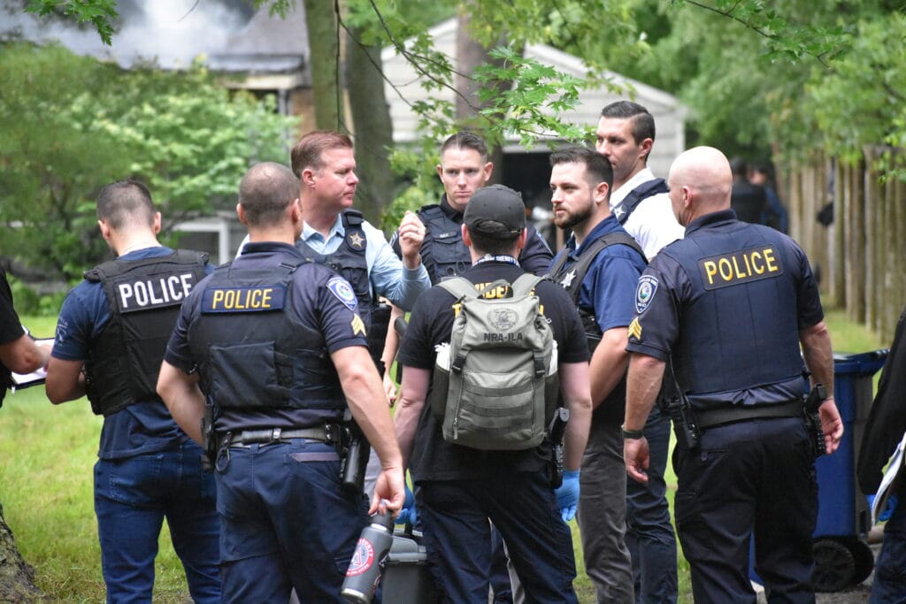 Photo of Highland Park murder suspect released on St. Louis ...