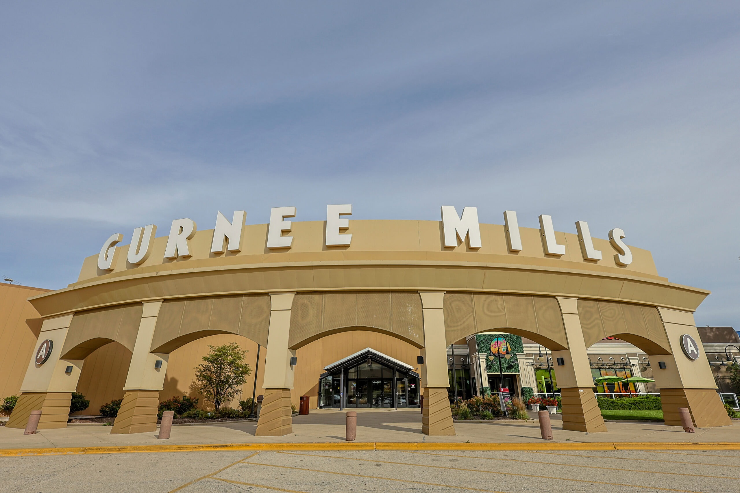 8 new stores and restaurants announced for Gurnee Mills mall opening ...