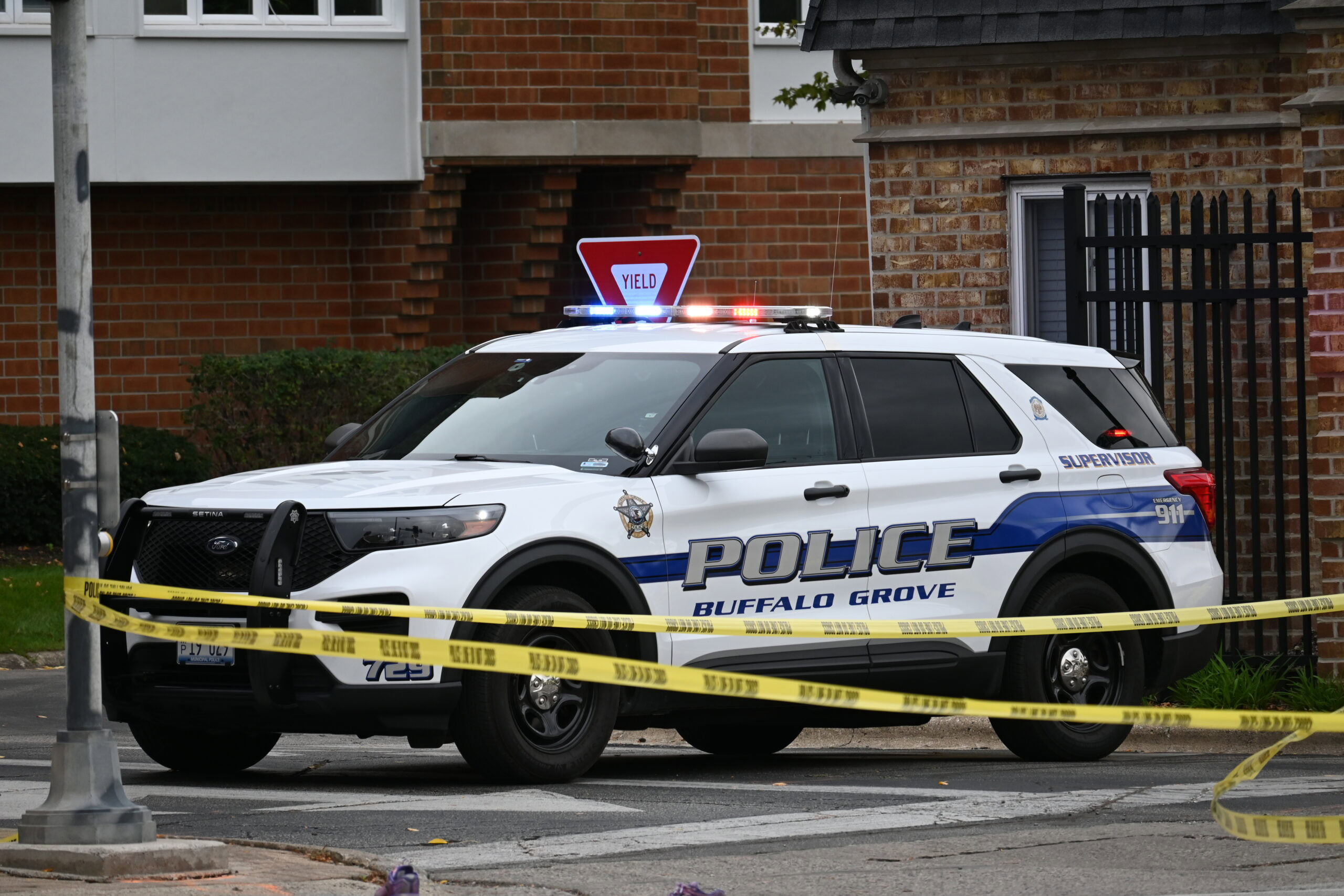 Police investigating after 2 people found dead inside Buffalo Grove ...