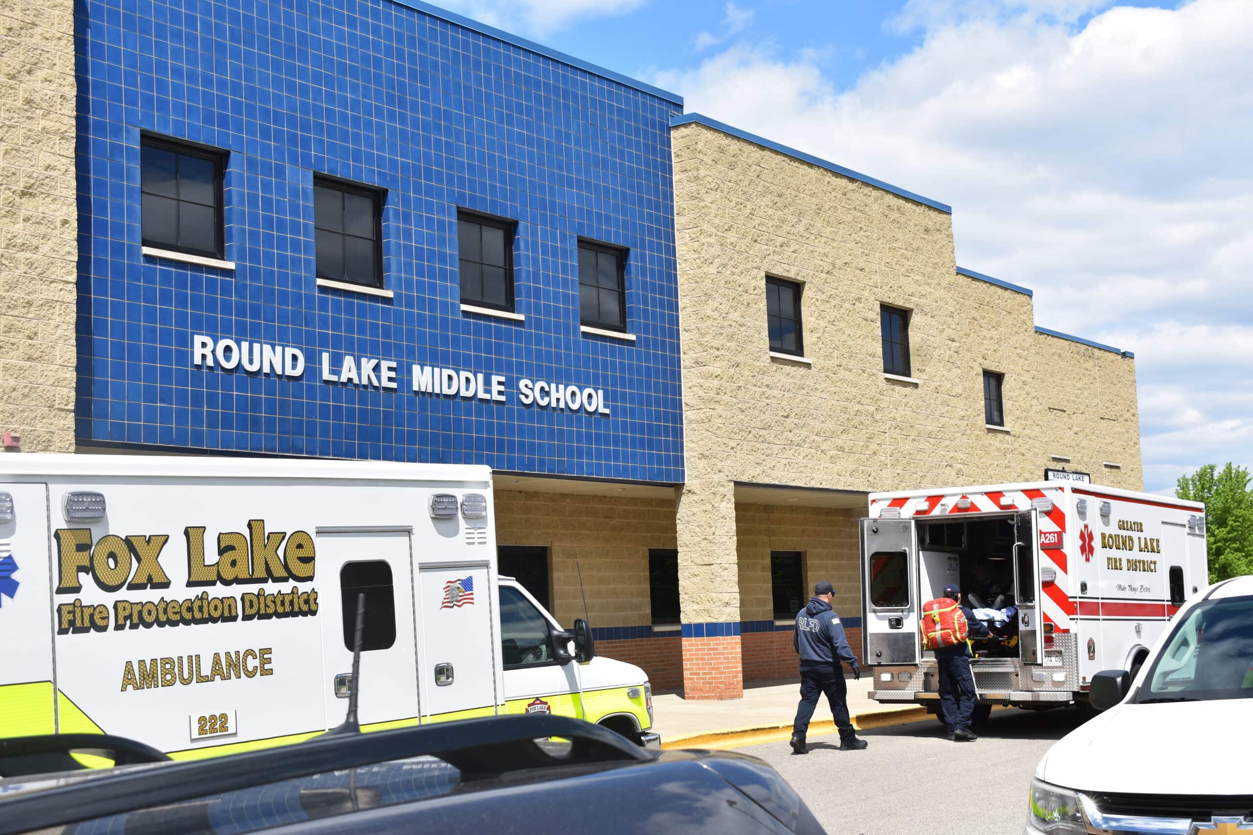 6 Round Lake Middle School students transported to the hospital after ...